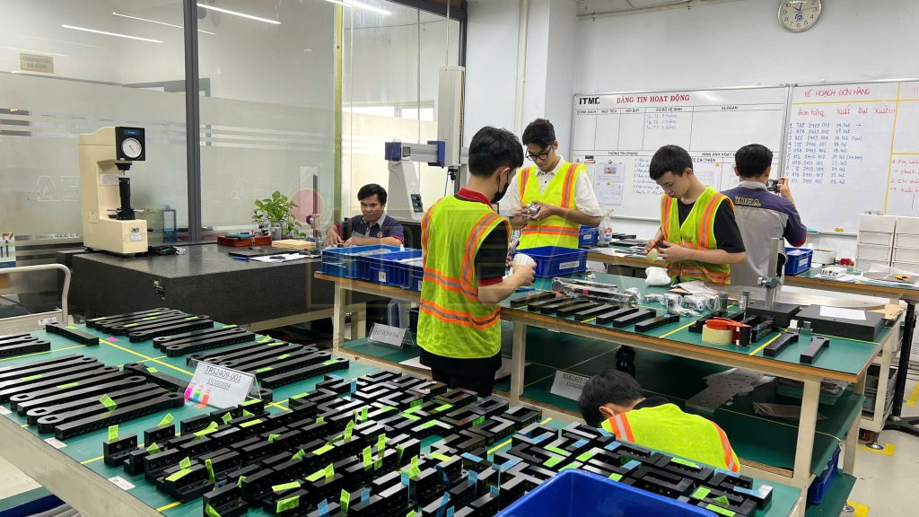 Home | Leading outsourced OEM machine manufacturing